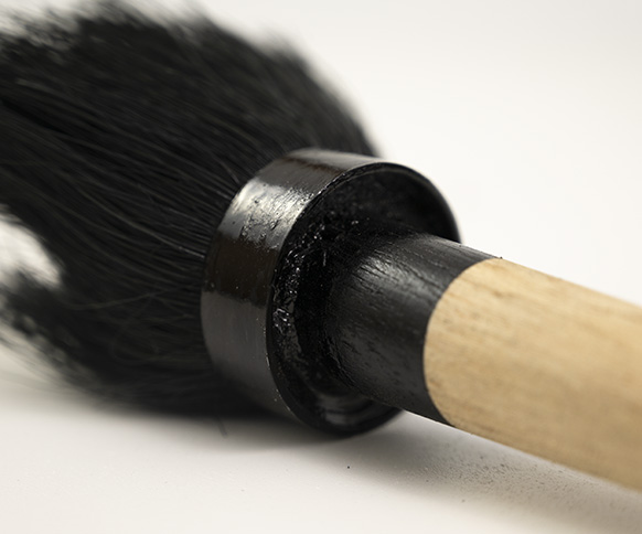 Budget Tar Brush